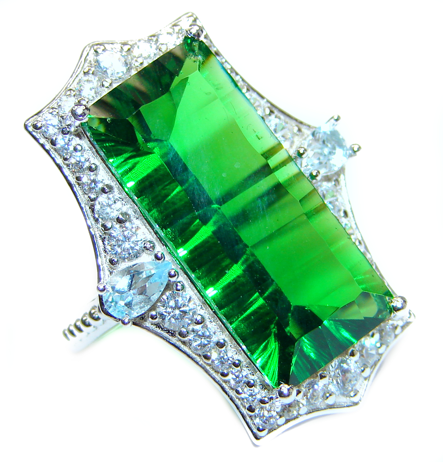 Authentic volcanic Green Helenite .925 Sterling Silver ring s. 7 ...