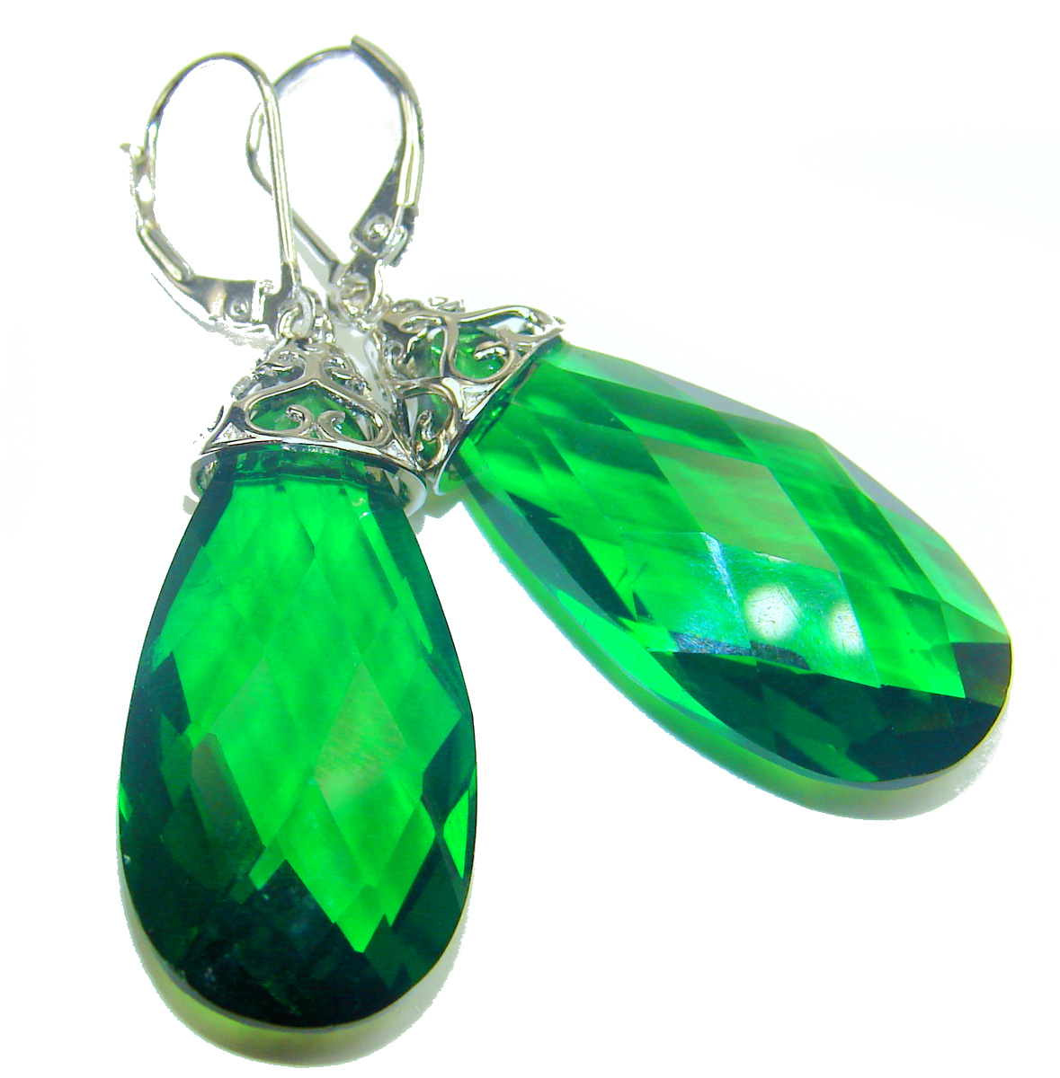Superior quality 25 carat Fresh Green Helenite .925 Sterling Silver ...
